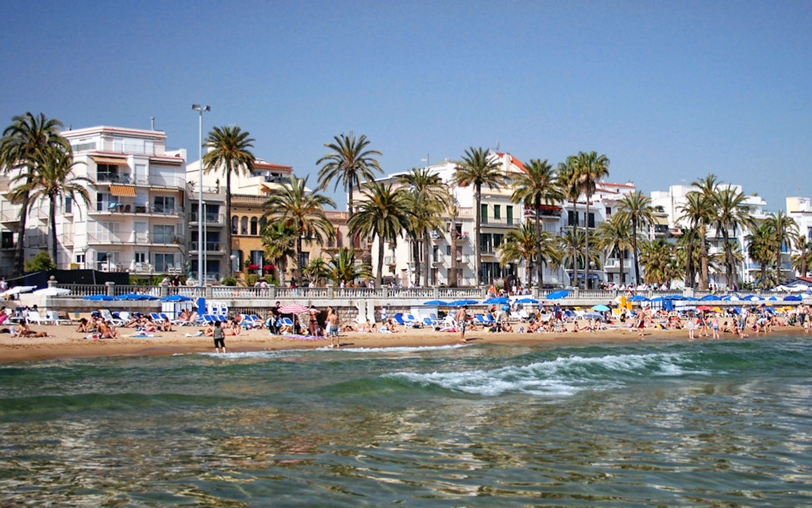 Platja de la Bassa Rodona Beach / Catalonia / Spain // World Beach Guide