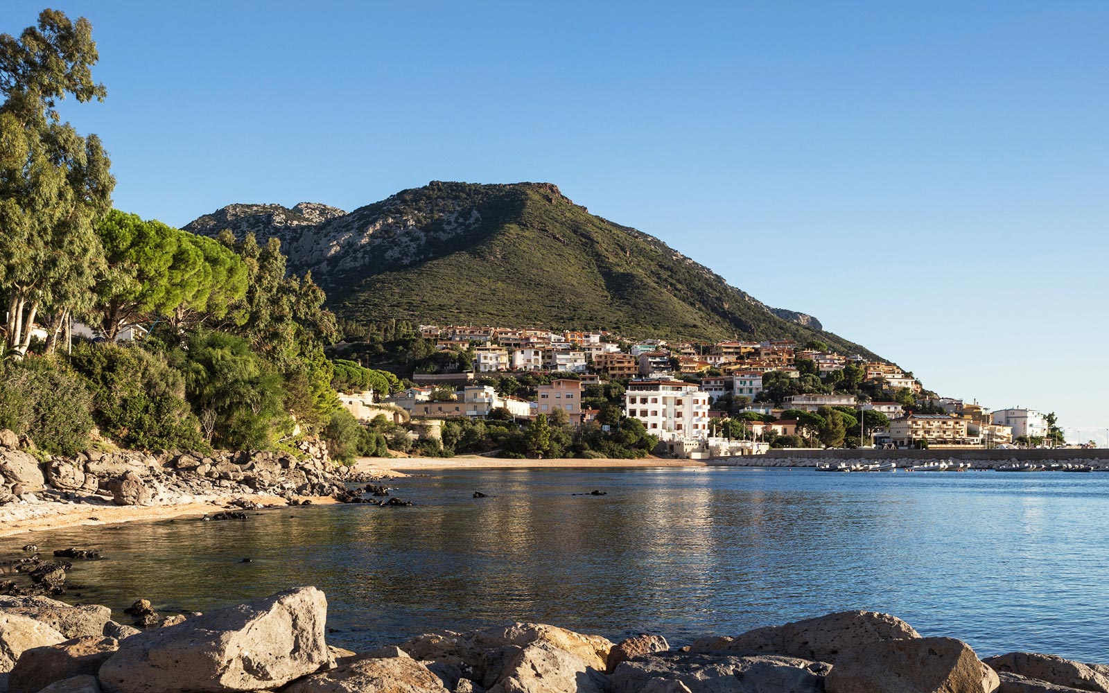 Cala Gonone / Sardinia / Italy // World Beach Guide