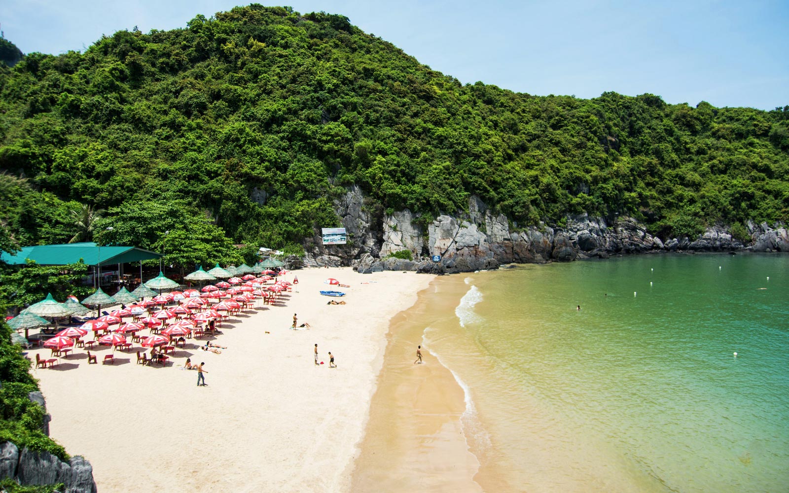 Cat Co 1 Beach / Vietnam // World Beach Guide