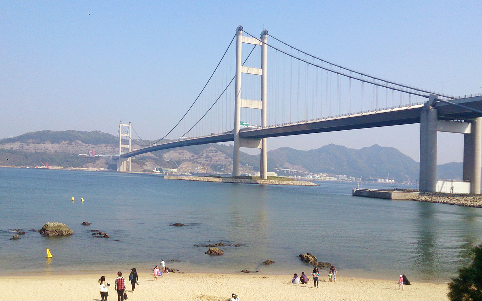 Ma Wan Tung Wan Beach / Hong Kong // World Beach Guide