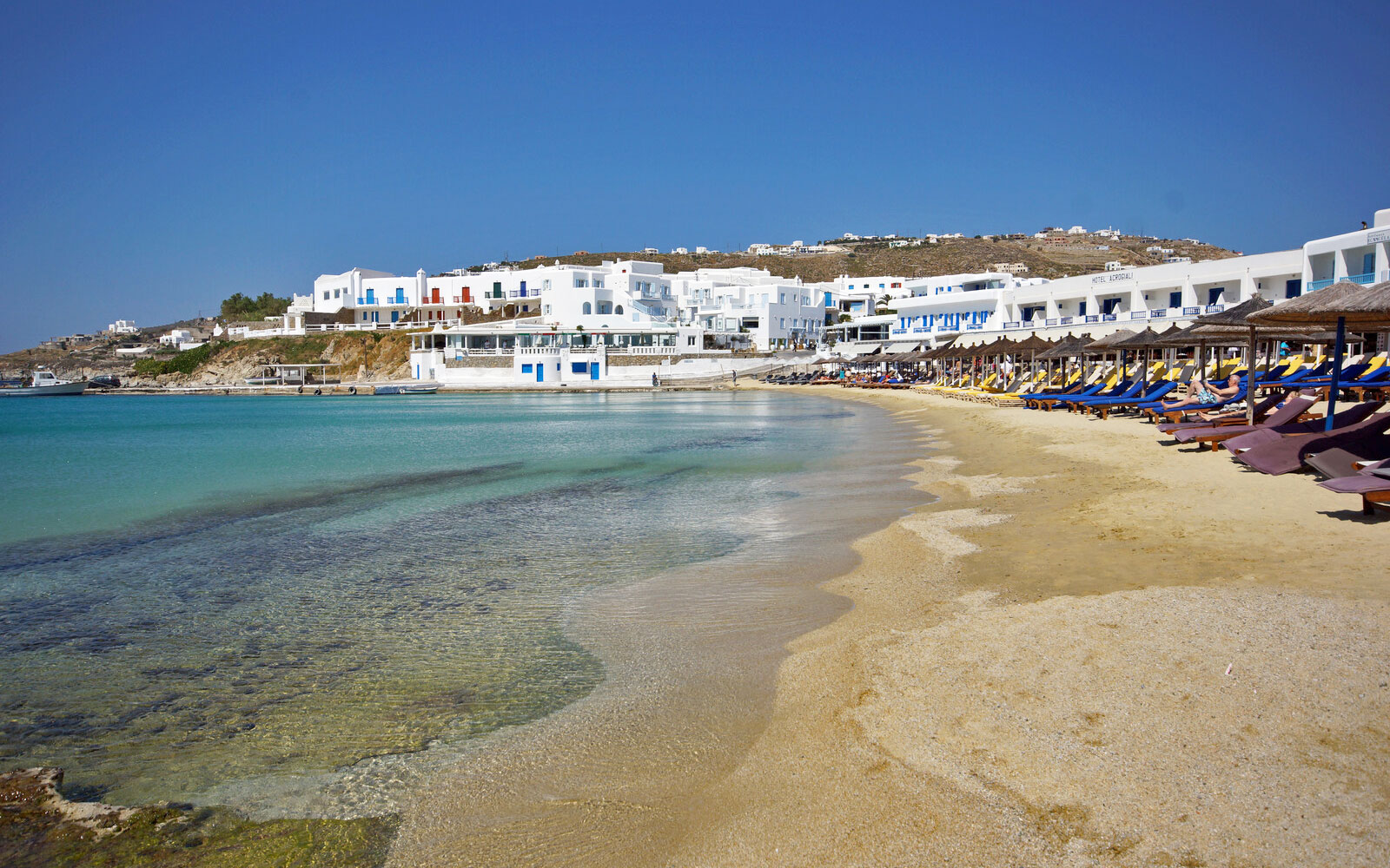Platys Gialos Beach / Mykonos / Greece // World Beach Guide